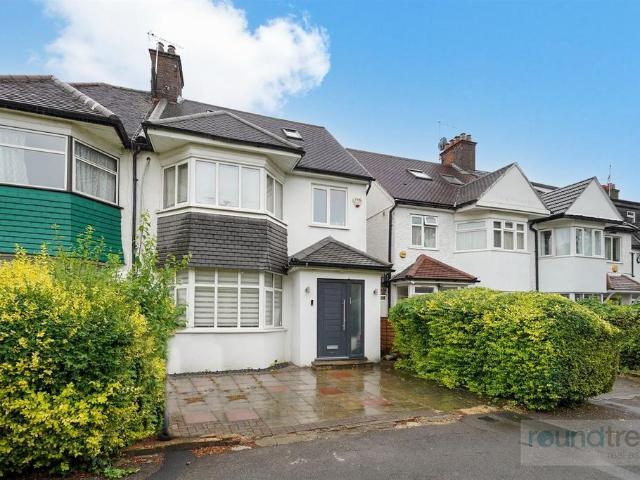 5 bedroom house for sale