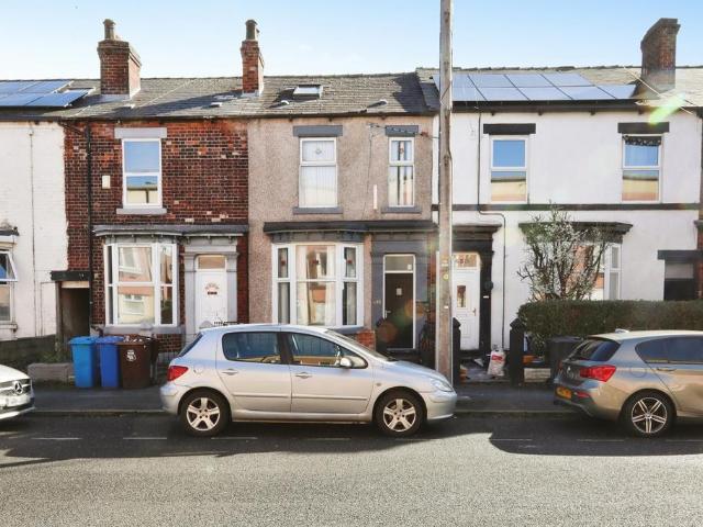 5 bedroom house for sale