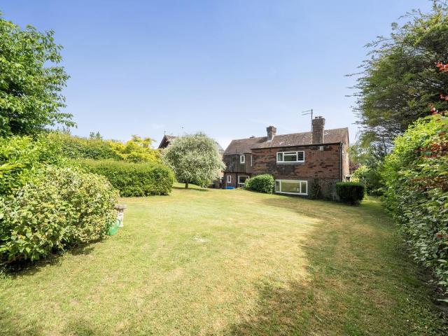 5 bedroom house for sale