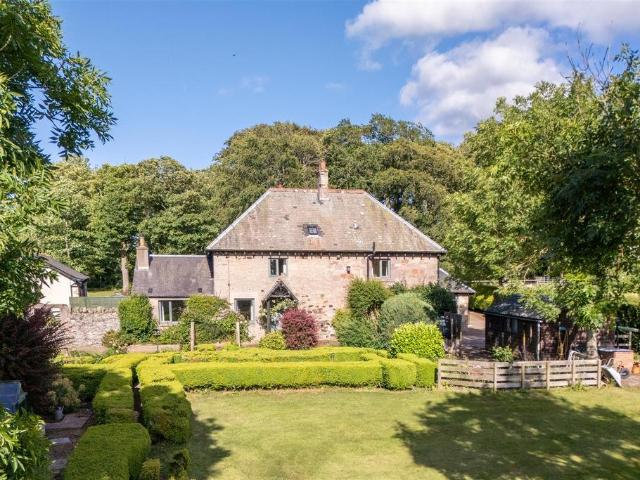 5 bedroom house for sale