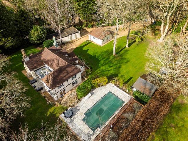5 bedroom house for sale