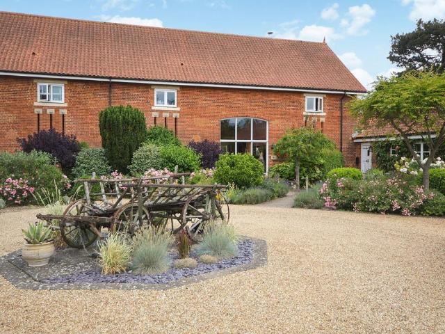 5 bedroom house for sale