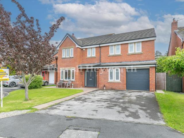 5 bedroom house for sale