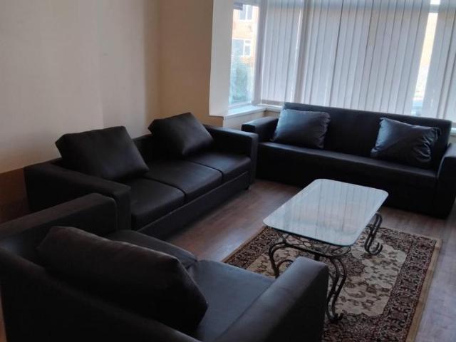 5 bedroom house for sale