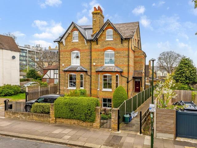 5 bedroom house for sale