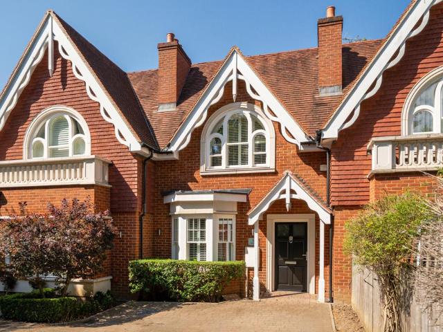 5 bedroom house for sale