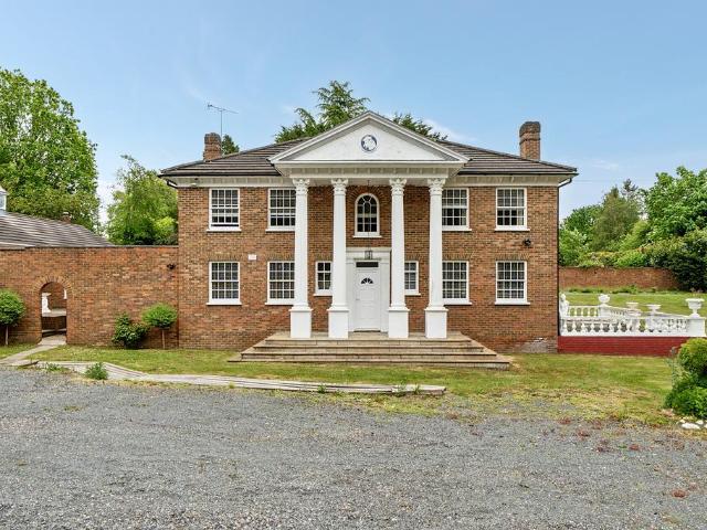 5 bedroom house for sale