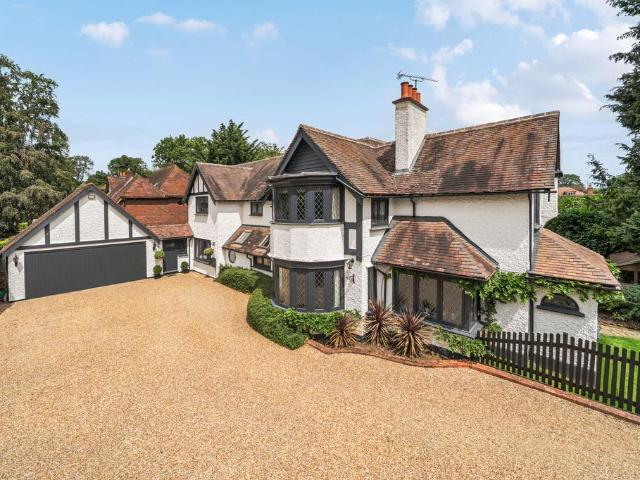 5 bedroom house for sale