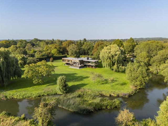 5 bedroom house for sale