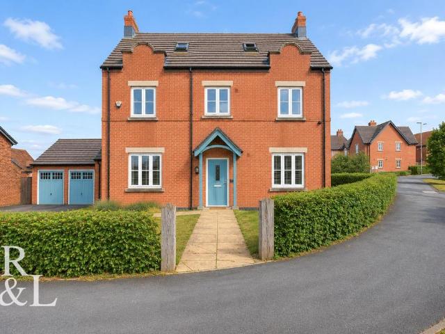 5 bedroom house for sale