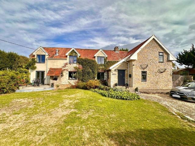 5 bedroom house for sale