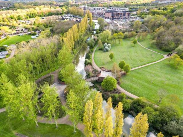 5 bedroom house for sale in Bradwell Common Boulevard, Bradwell Common, Milton Keynes, MK13