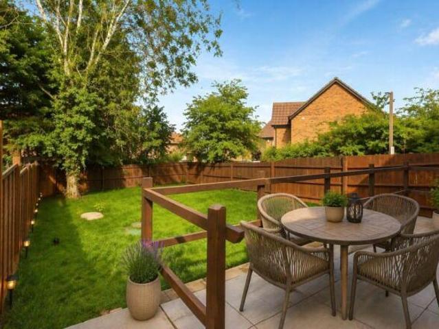 5 bedroom house for sale in Bradwell Road, Bradville, Milton Keynes, Buckinghamshire, MK13