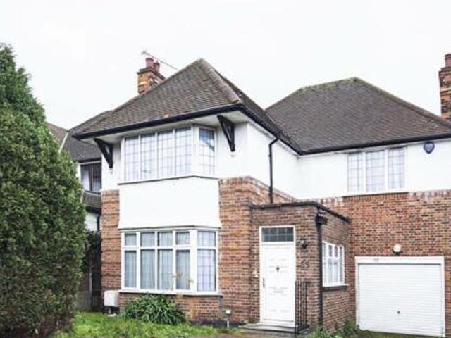 5 Bedroom House For Sale In Golders Green, London