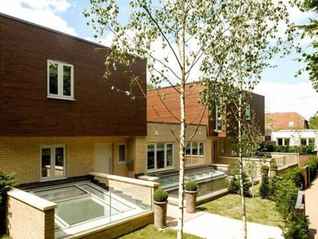 5 Bedroom House For Sale In East Sheen, London