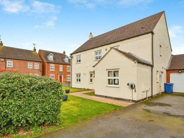 5 Bedroom House For Sale In Fradley