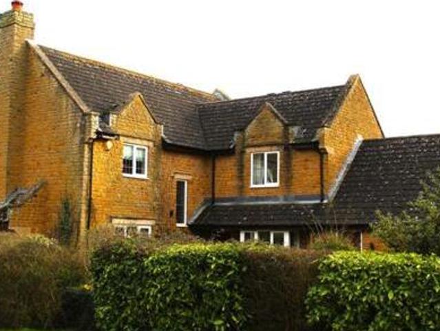 5 Bedroom House For Sale In Knightcote