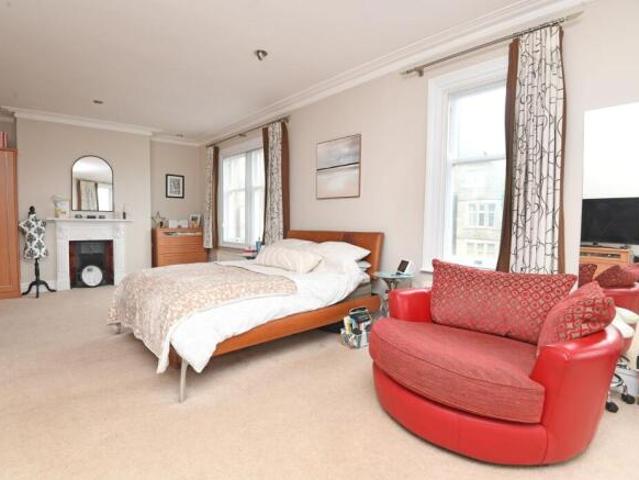 5 bedroom house for sale in Kings Road, Harrogate, HG1
