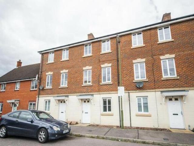 5 Bedroom House For Sale In Hatfield