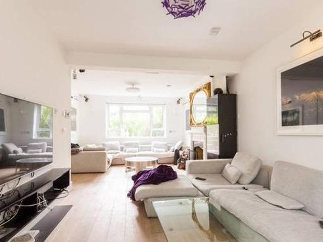 5 bedroom house for sale in Hartham Close Hillmarton Conservation Area London N7 N7