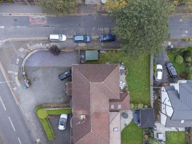 5 bedroom house for sale in Heywood Road, Manchester, M25