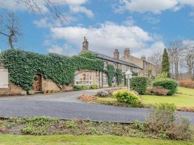 5 Bedroom House For Sale In Huddersfield, West Yorkshire