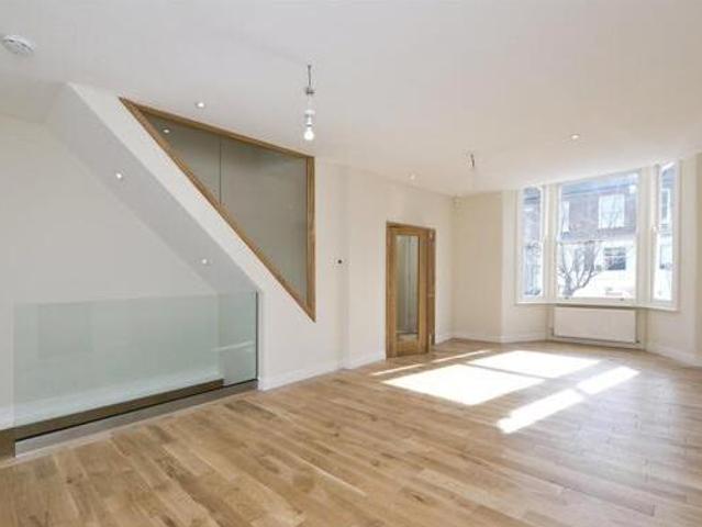 5 Bedroom House For Sale In London