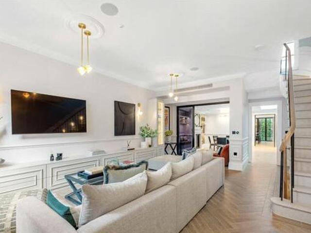 5 Bedroom House For Sale In London