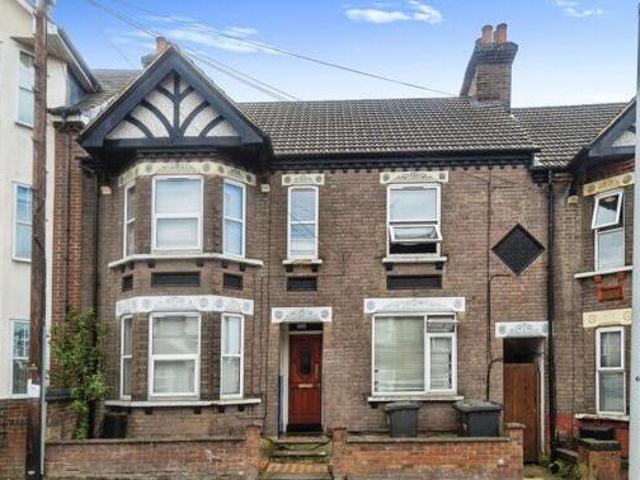 5 Bedroom House For Sale In Luton, Bedfordshire