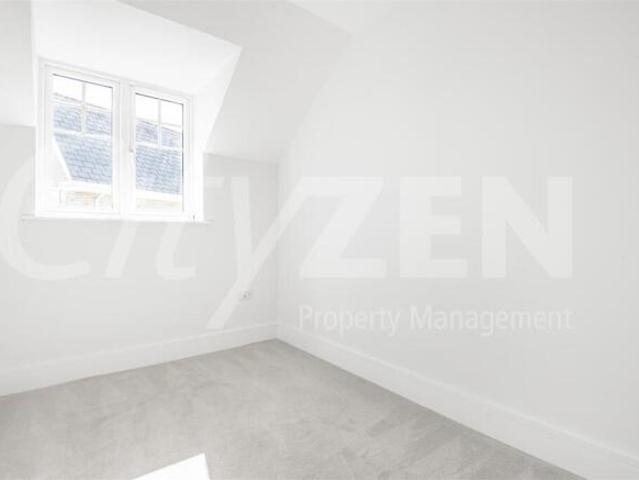 5 bedroom house for sale in Maine Street, Reading, RG2