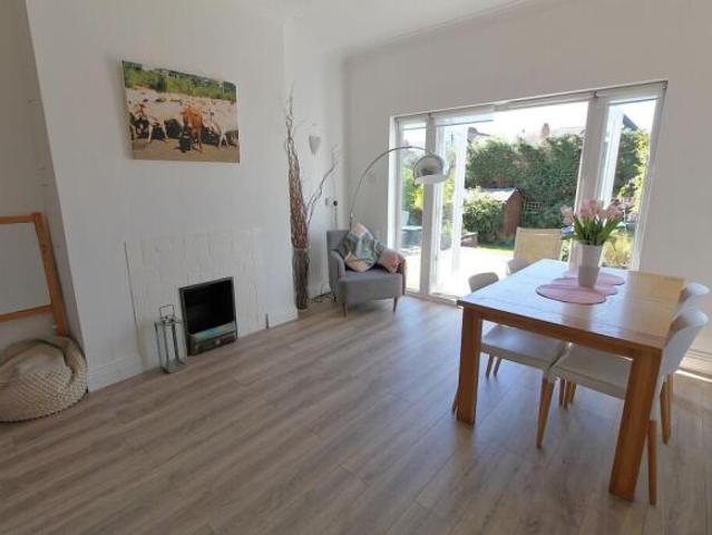 5 bedroom house for sale in Meadhurst Road, Leicester, LE3