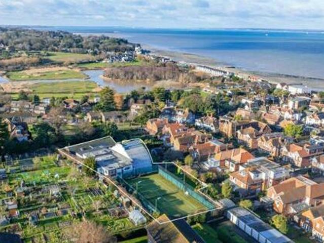 5 Bedroom House For Sale In Seaview