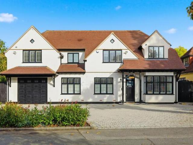 5 bedroom house for sale in Shenfield Gardens, Hutton, CM13