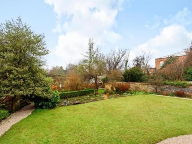5 bedroom house for sale in St Peter's Street, Canterbury, CT1