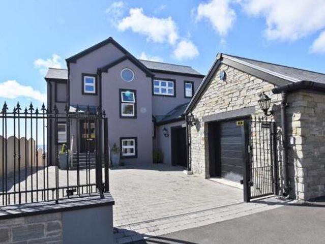 5 Bedroom House For Sale In Strathallan Road