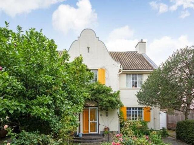 5 Bedroom House For Sale In Sydenham, London