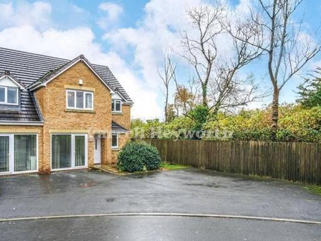 5 bedroom house for sale in Wood Beech Gardens Clayton Le Woods Chorley PR6