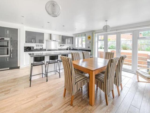 5 bedroom house for sale in Woodale Court, Harrogate, HG3