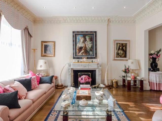 5 bedroom house for sale in Walton Place, London, SW3