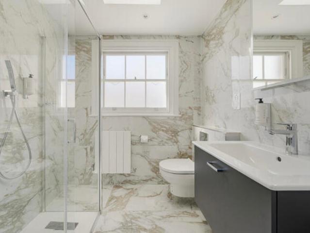 5 bedroom house for sale in Walton Place, London, SW3