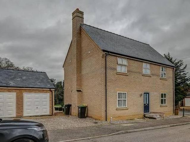 5 bedroom house for sale in Warren Close Wilburton Ely CB6