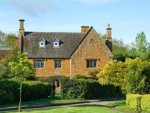 5 Bedroom House For Sale In Warwick, Warwickshire