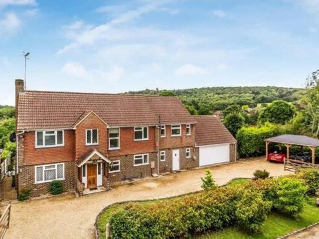 5 Bedroom House For Sale In Westhumble