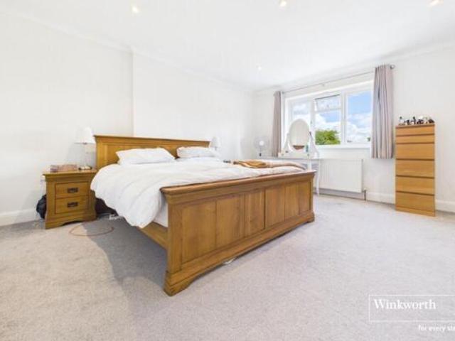 5 bedroom house for sale in Wintringham Way, Purley on Thames, Reading, Berkshire, RG8