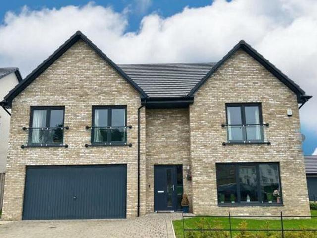 5 Bedroom House For Sale In Wynyard