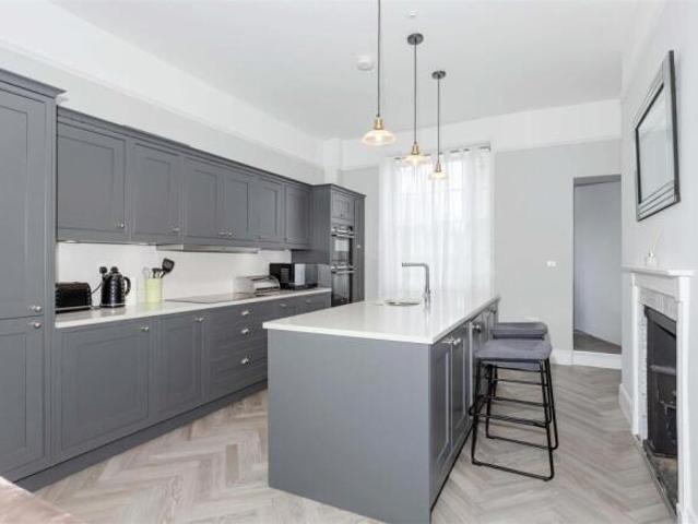 5 bedroom house for sale in The Steyne, Worthing, BN11