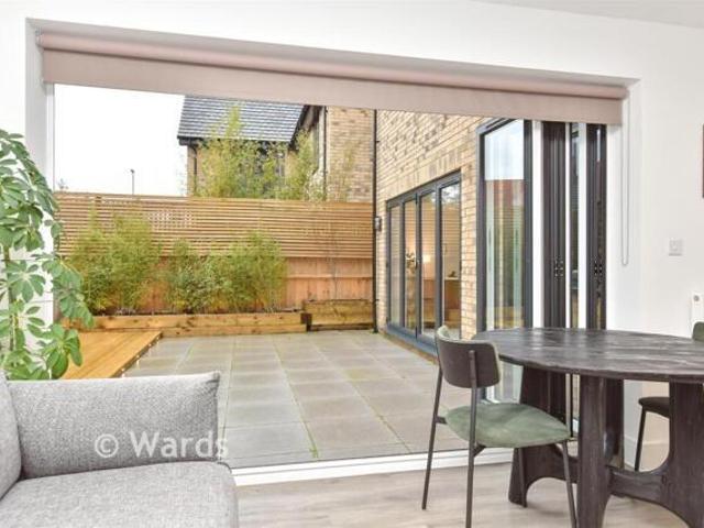 5 Bedroom House Faversham Kent 100456824