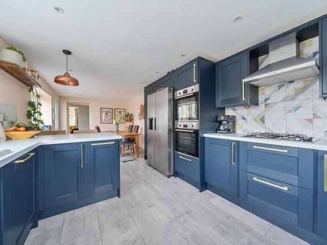5 Bedroom House Kendal Cumbria 98766125