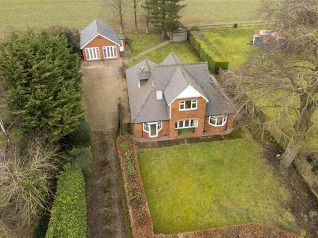 5 Bedroom House Kent Kent 99808881