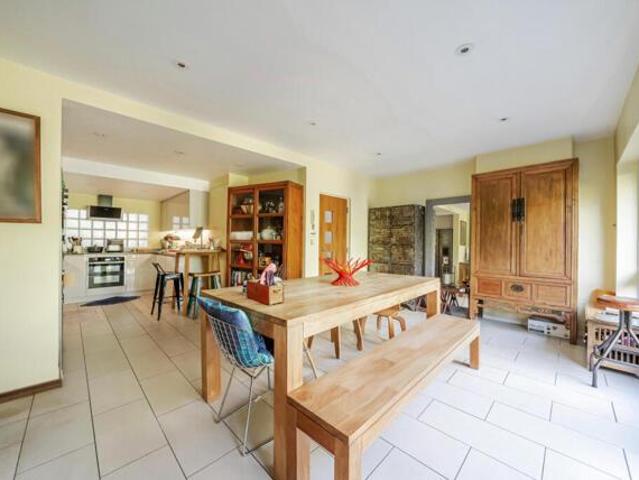 5 Bedroom House Kingston Upon Thames Greater London 101677364